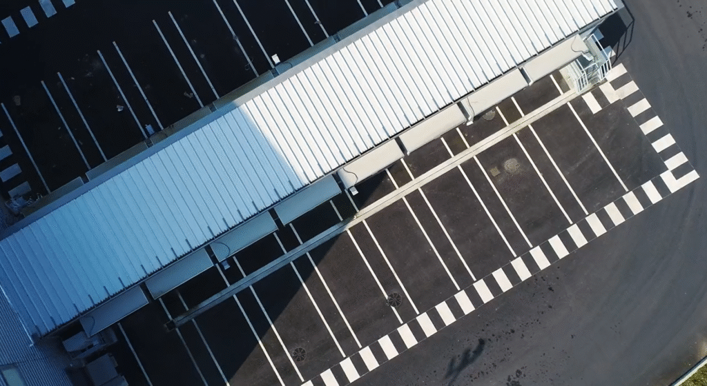 Aménagement d'un entrepôt logistique à Lesquin - DHL - Devisubox - Le ...